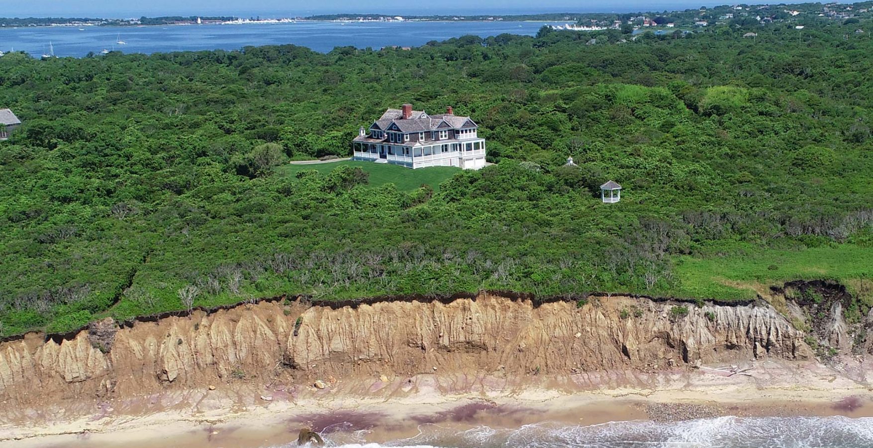 Cavett House The Highest Sale In Montauk This Year • James Lane Post ...