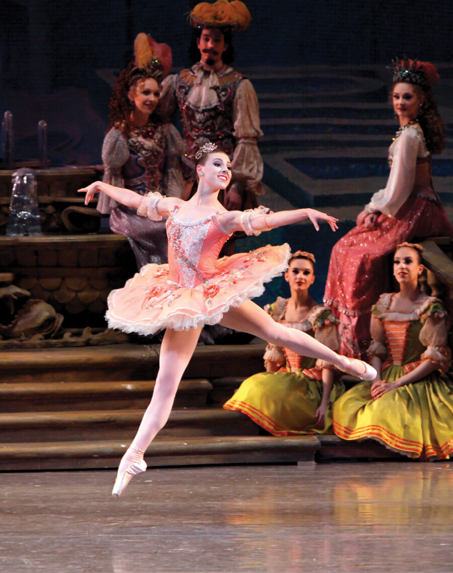 Tiler Peck: Ballet Dancer Talks 'Turn It Out,' 'Sleeping Beauty ...